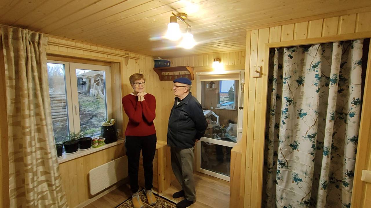 Деревенский апрель со снегом на улице и шторами в бане. Мордовия, весна 2025.