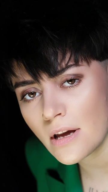 Emma M/ 11 апреля -премьера!