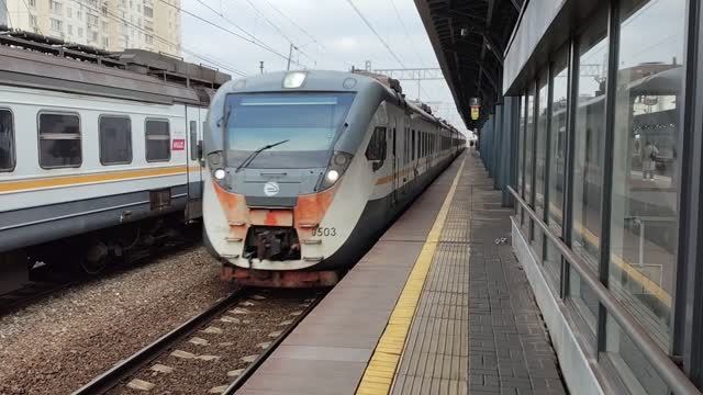 Электропоезд ЭД4М-0503 (ЦППК) приг. поезд "РЭКС-экспресс" №7179/7180 Крутое - Пл. 3-х вокзалов.