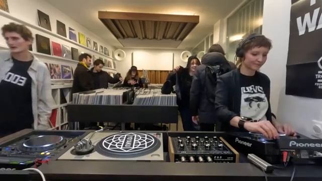 Yoyaku instore session with Magda