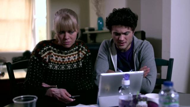 English File intermediate plus 4th practical english episode  4 _Ep4_Rob_gets_involved