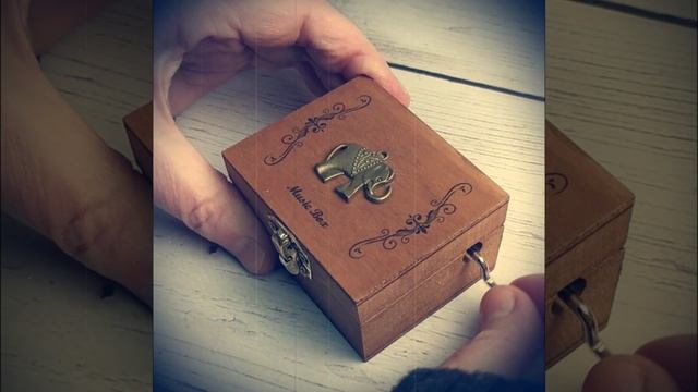 Музыкальная шарманка Слоник (массив) CANON