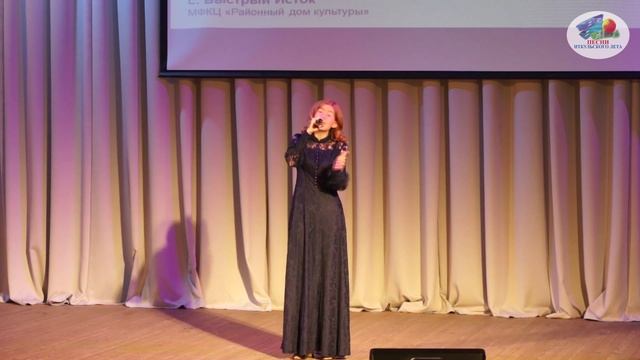 Россия, моя Россия. Исполняет Карина Ярцева