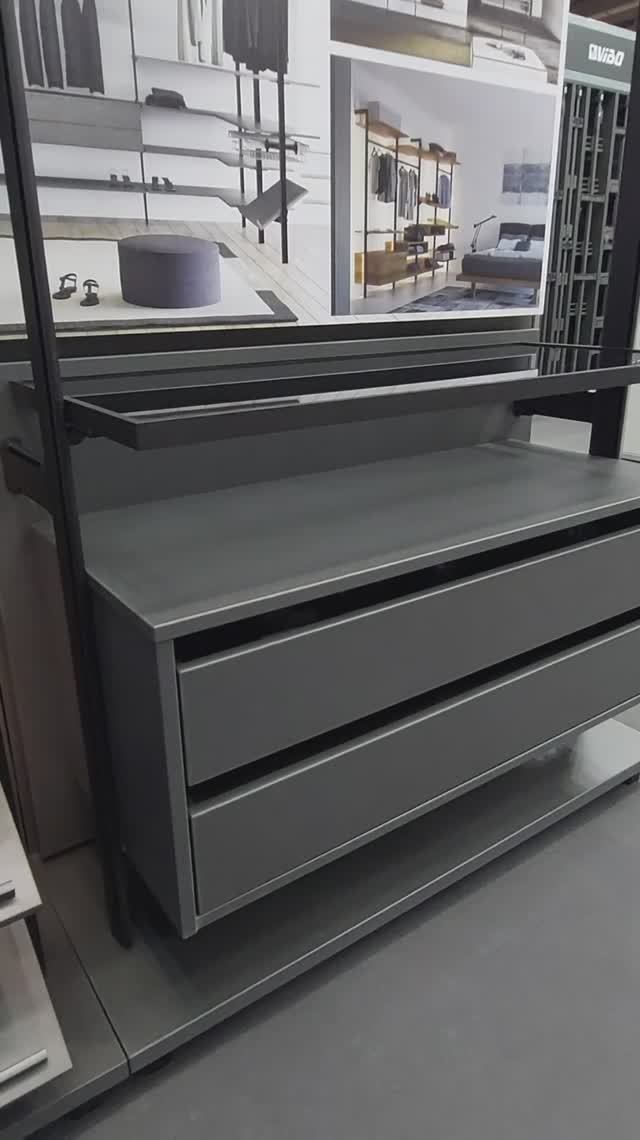 Стенд МДМ на выставке UMIDS 2025. Гардеробная система SLIM