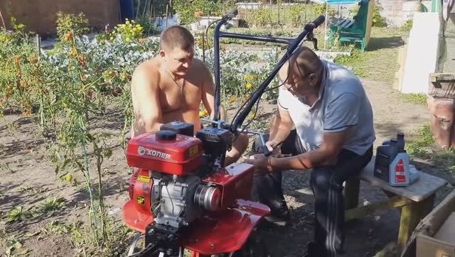 КУПИЛИ_МОТОБЛОК___ПОСАДИЛА_ХРИЗАНТЕМЫ___БРОККОЛИ_РАСТУТ__[1]