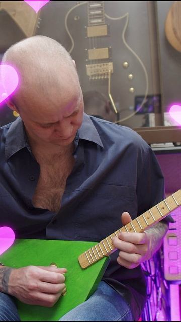 Этот балалаешник очень душевно сыграл красивое соло!!! #балалайка  #metal #рок #гитара #музыка