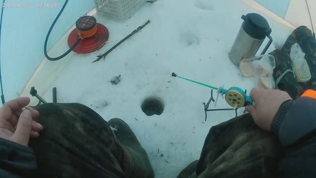 Рыбалка супер. А херли дома делать.