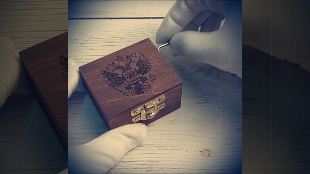 Музыкальная шарманка Герб гравировка (массив)