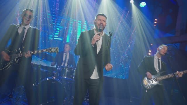 Кавер-группа 4ETVERO