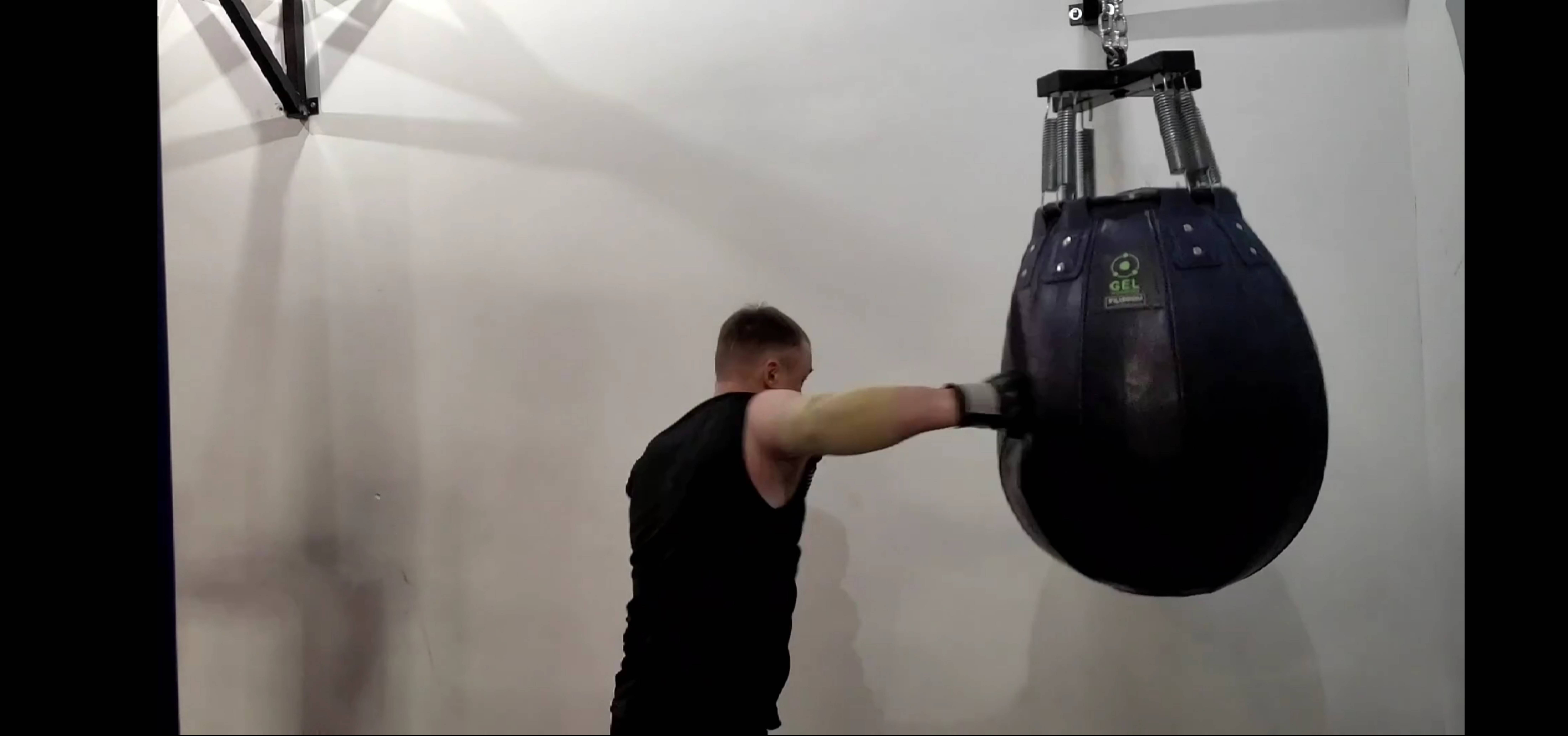 Работа со снарядами в зале # 4