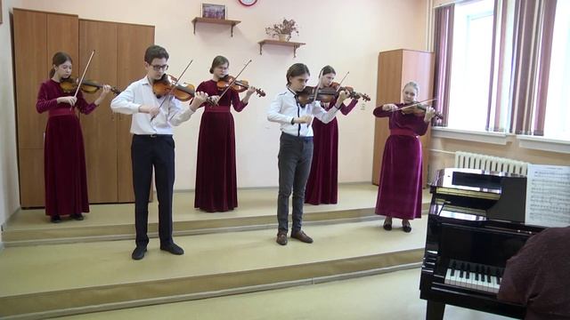 Ансамбль скрипачей «Пиццикато» Г.Свиридов "Старинный танец"