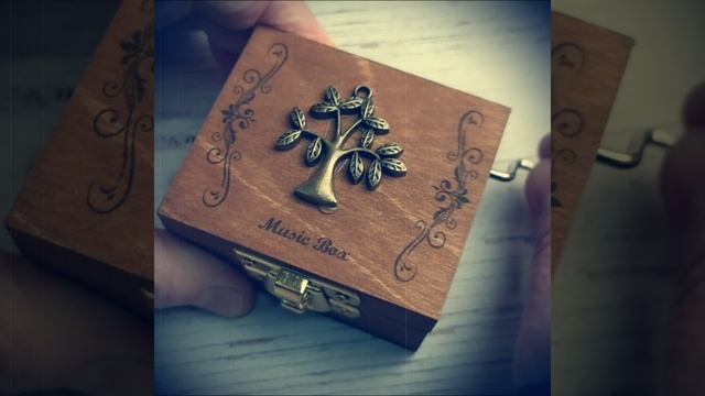 Музыкальная шарманка Дерево (массив) sky city