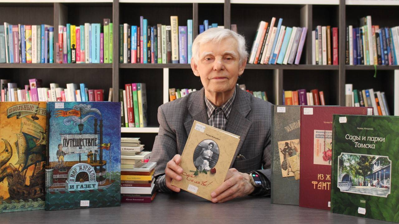 В гостях у Пушкинки: краевед и коллекционер Эдуард Майданюк (12+)