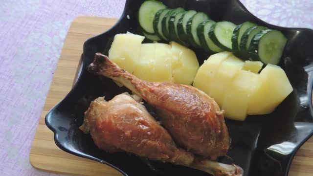 КУРИЦА НА СОЛИ САМАЯ ЛЕНИВАЯ КУРОЧКА ПАЛЬЧИКИ ОБЛИЖЕШЬ