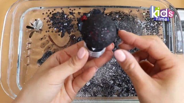 Слайм - Смешиваем «чёрные» тени для век, косметику и блёстки в прозрачный слайм. ★ASMR★