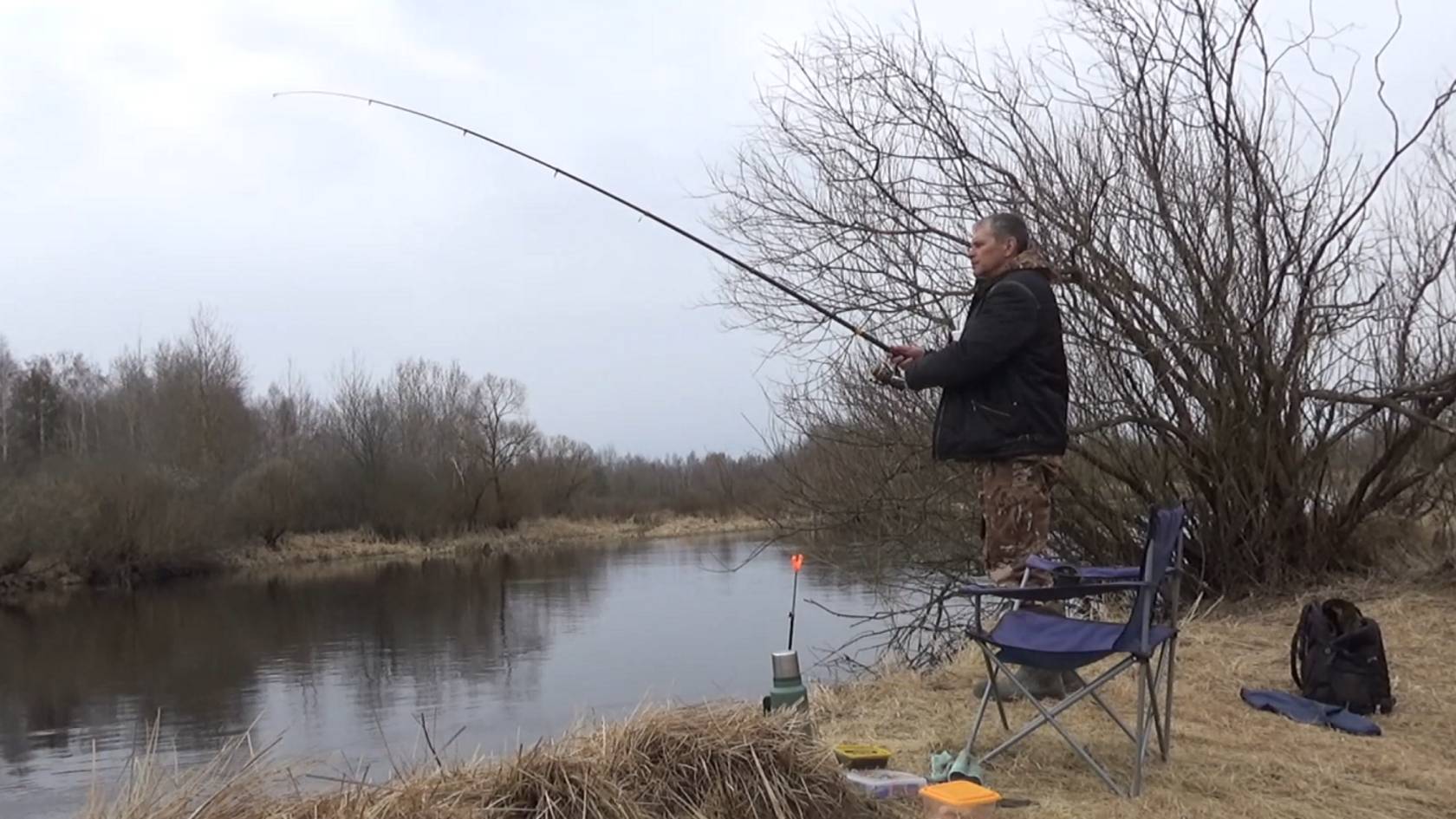 Красота Тишина Клюёт. Рыбалка на Простую Донку в Апреле на реке 2025.