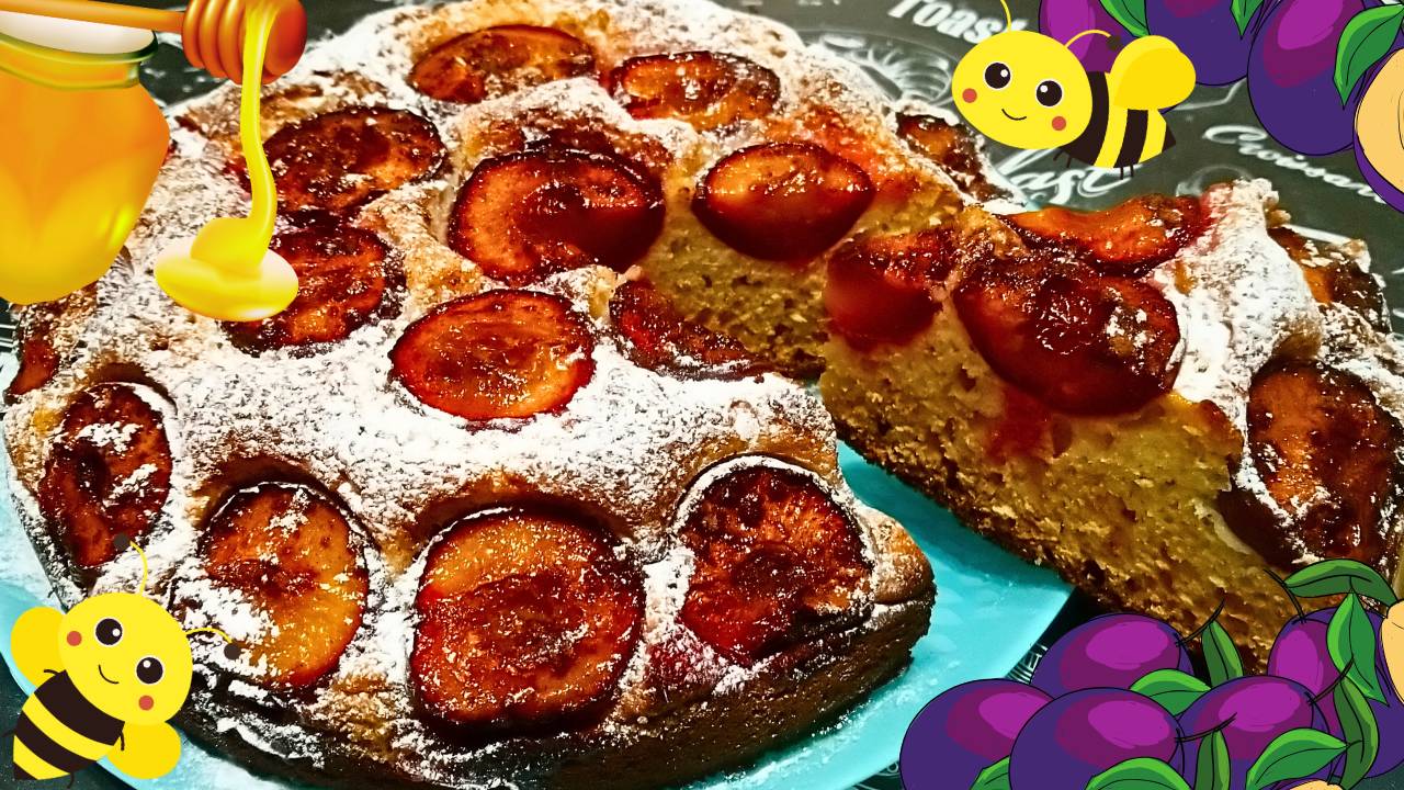 МЕДОВЫЙ ПИРОГ СО СЛИВАМИ / Вкусный сливовый пирог с медом / Быстрая выпечка к чаю