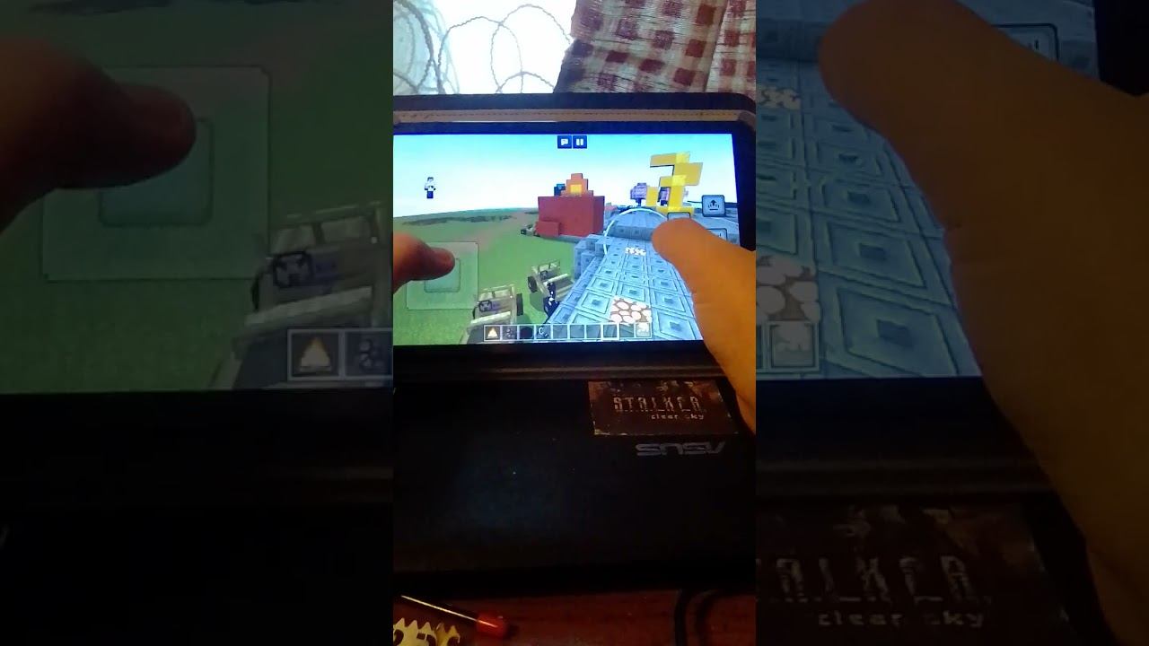 Я играю Майнкрафт