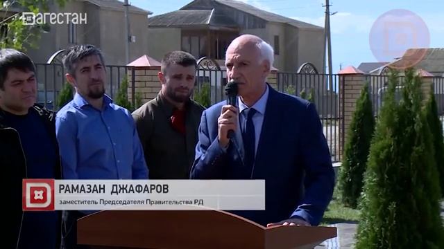 Открытие бюста  Героя России Д. Серкова в Дагестане