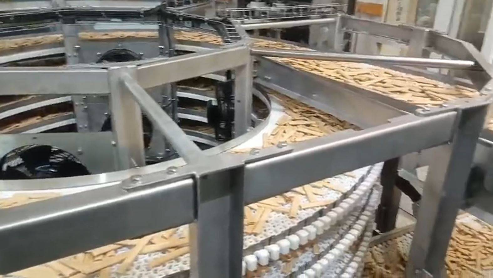 Спиральный кулер для охлаждения хлебных палочек