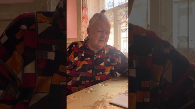 Сын избивает 90-летнюю бабушку за небольшой кредит на похороны и наследство умершего дедушки