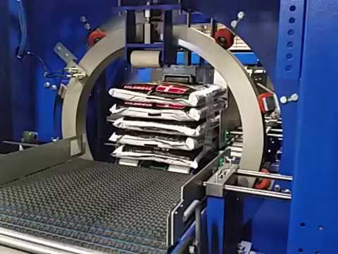 Упаковка мешков в стрейч пленку