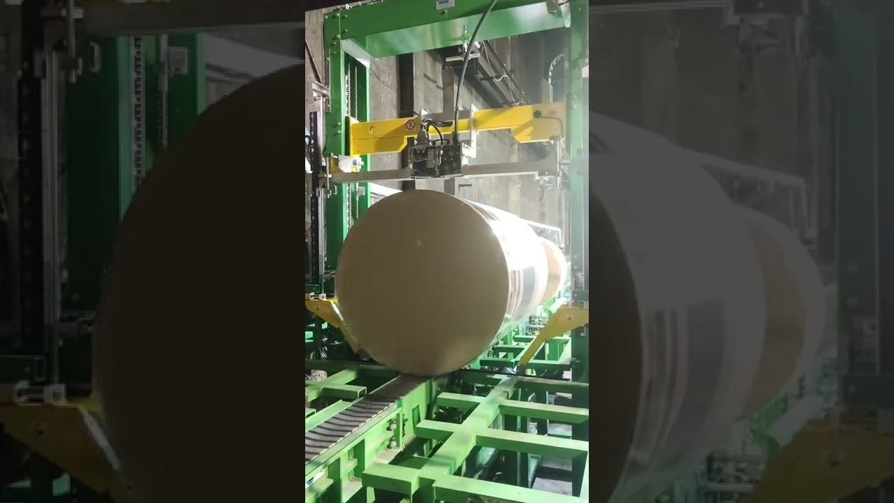 Автоматическая вертикальная машина упаковки OMS 08 с новой обвязочной головой Sonic.