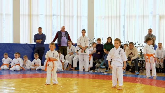 03_Два мальчика