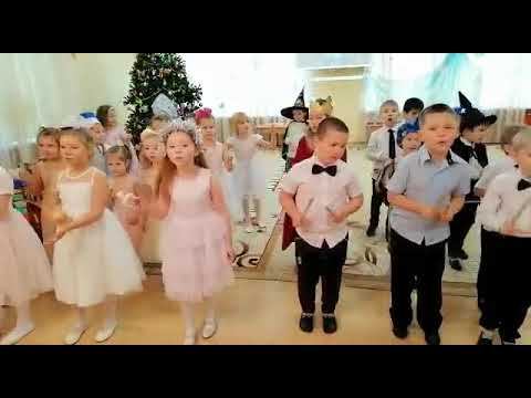 Новогодний утренник в детском саду