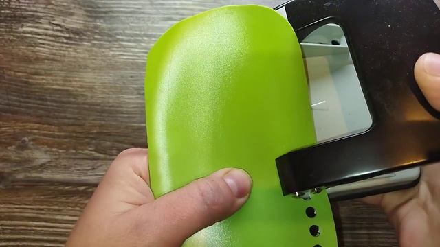 Пластиковая основа для вязания из флакона от шампуня