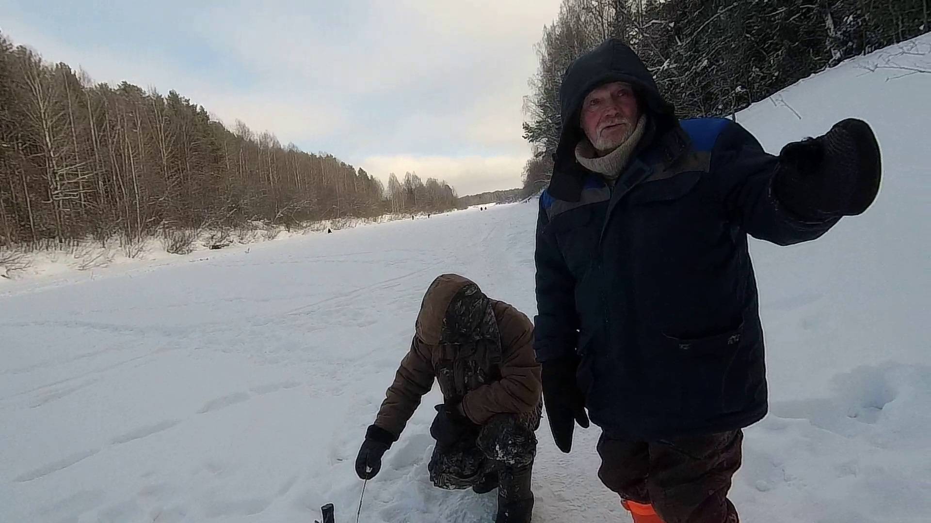 ВЫХОД НА БАЗУ ПОЖАРНИКОВ С СЕРГЕЕМ В ФЕВРАЛЕ /  СКАЗАЛИ КЛЮЁТ.
