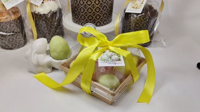 Пасхальные яйца шоколадные, ванильные.