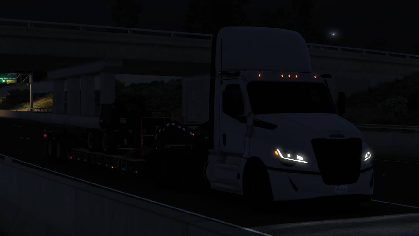 Очень СТРАННЫЙ ГРУЗОВИК в American Truck Simulator!