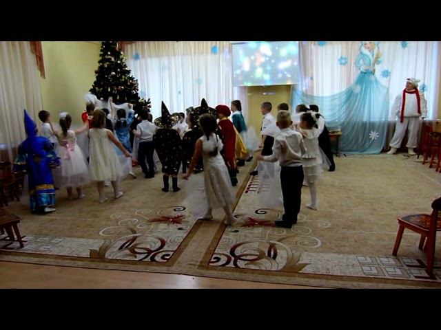 Новогодний утренник в детском саду