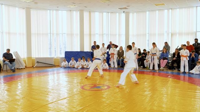 09_Шесть мальчиков