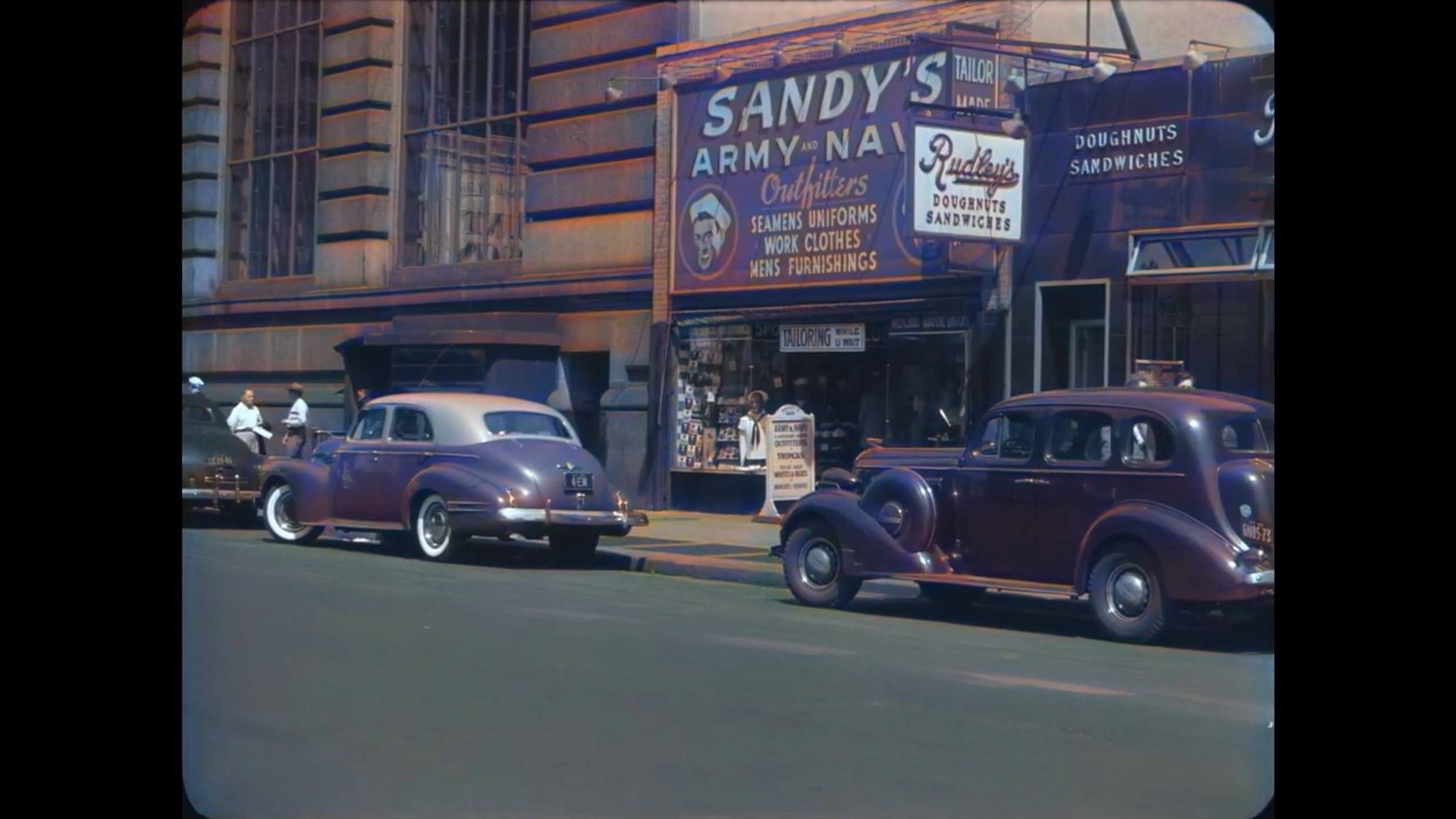 Нью-Йорк, 1945 год.