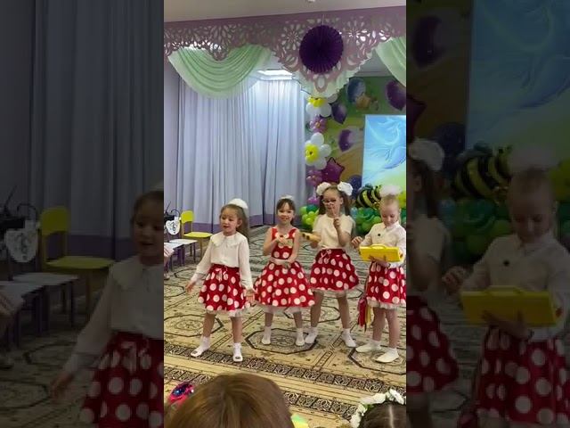 Песня "В ЧЁМ СЕКРЕТ?" (Вокальный ансамбль в детском саду)