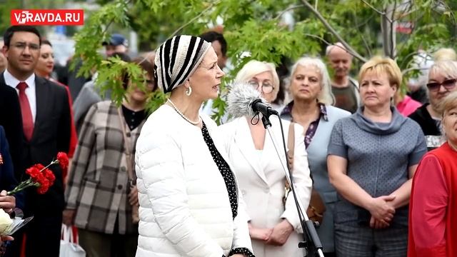 Бюст Василия Ланового в Волгограде!