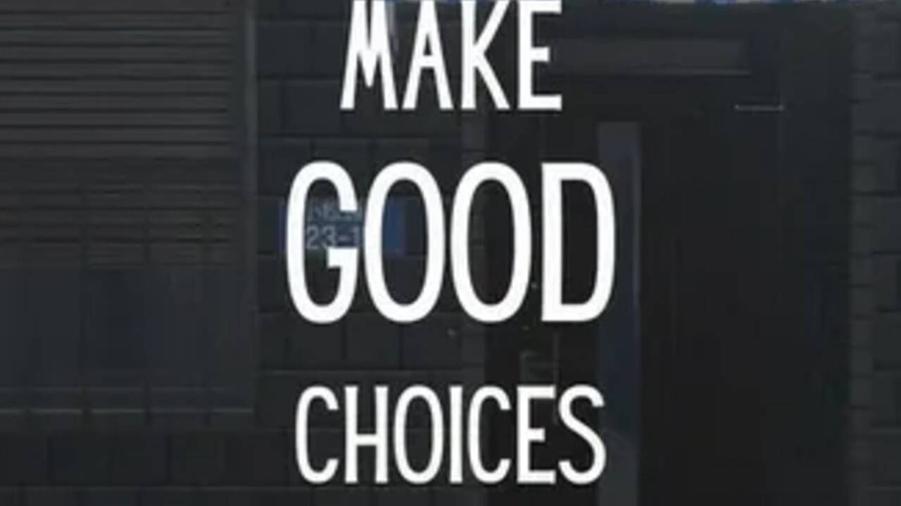 100+ смертей Бруно в Make Good Choices