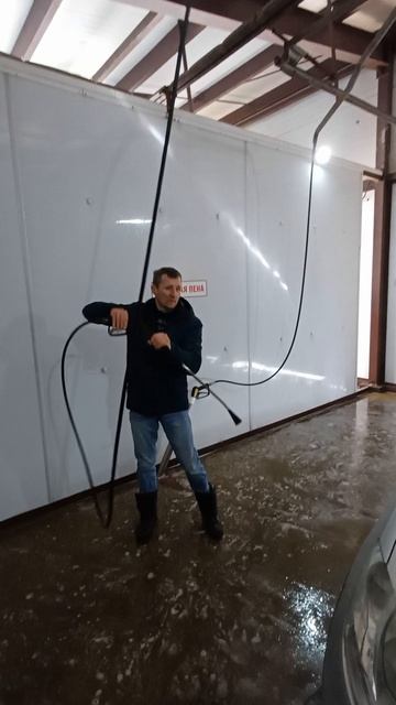 Моем ещё ОДНО БОЛЬШУЮ машину ☝