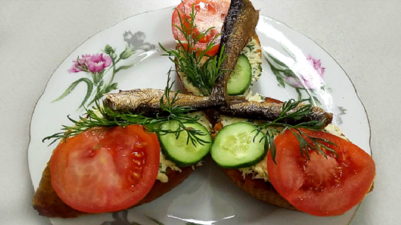 Праздничные бутерброды со шпротами! Закуска из  СССР!