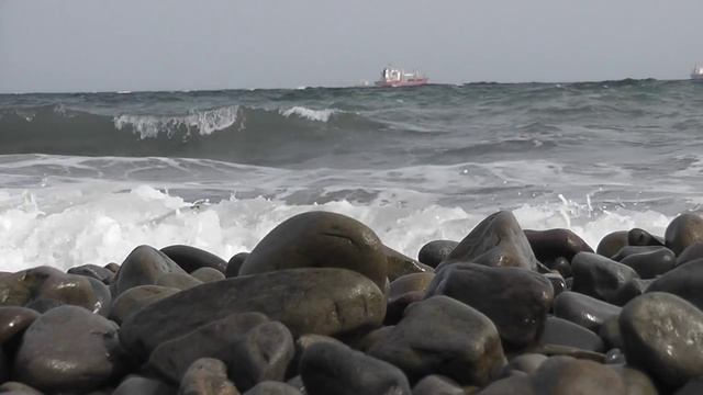 Волны Японского моря, Уссурийский залив, Владивосток