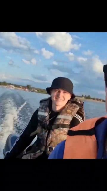 Ты мне как мама речка Кама ❤️ Первый выход на реку в 2023 году. На лодке Роджер и мотор Ямаха 9.9