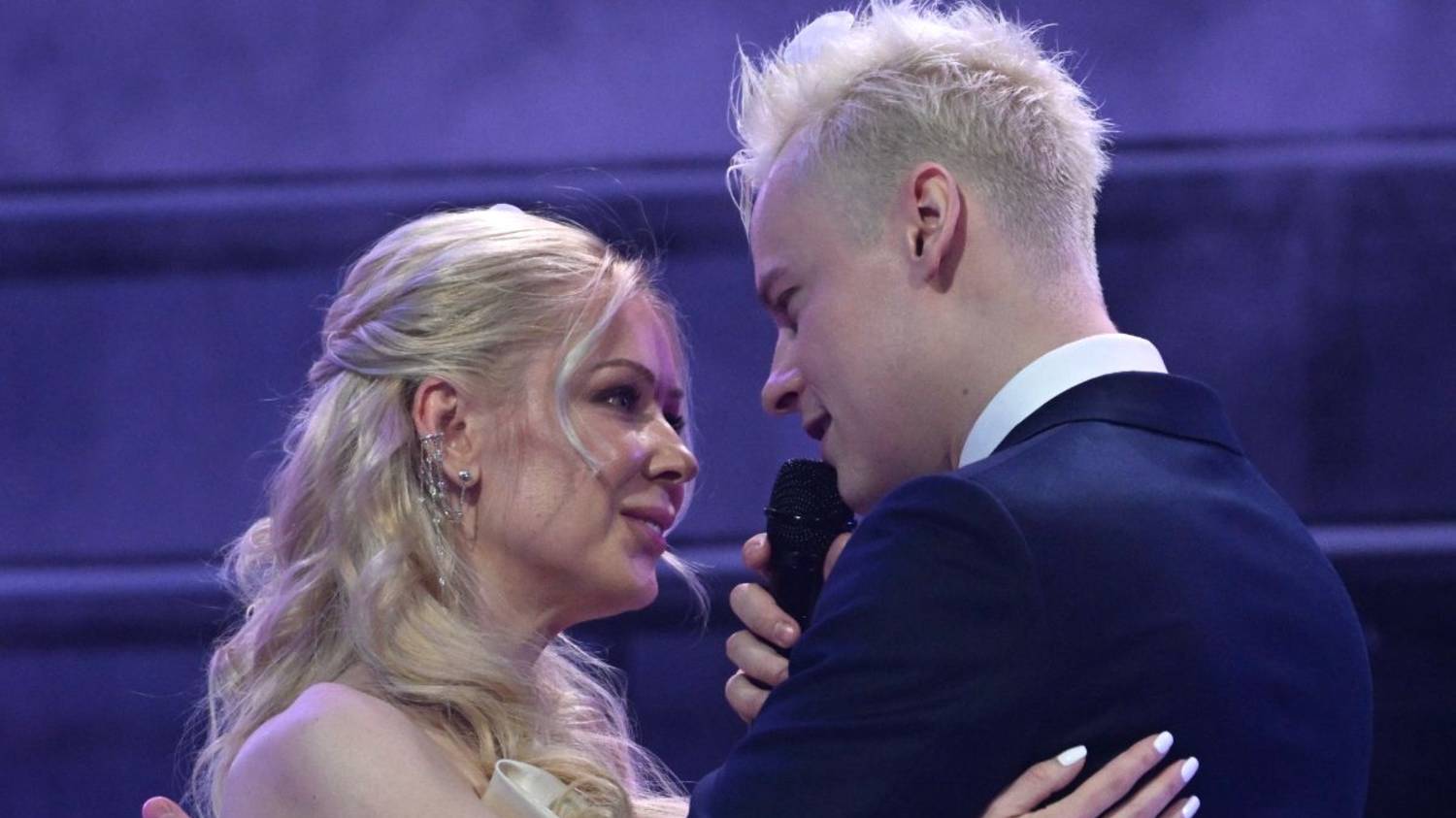 Shaman рассказал, как начинается его утро с Екатериной Мизулиной