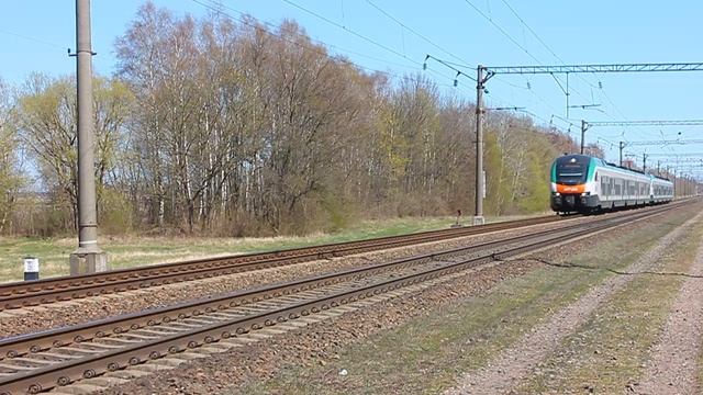 СМЕ ЭПм-009+ЭПм-011 (БЧ, ТЧ-9 Минск-Сев., Stadler FLIRT G 160 L-4267) рейсом №727 Минск - Брест