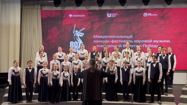 Смуглянка. Слова Я. Шведова, музыка А. Новикова (из кинофильма «В бой идут одни старики»)