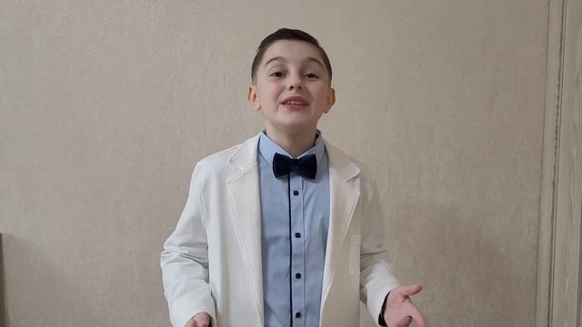 Богдан Золотовский рассказывает стихотворение Афанасия Фета "Я пришёл к тебе с приветом".