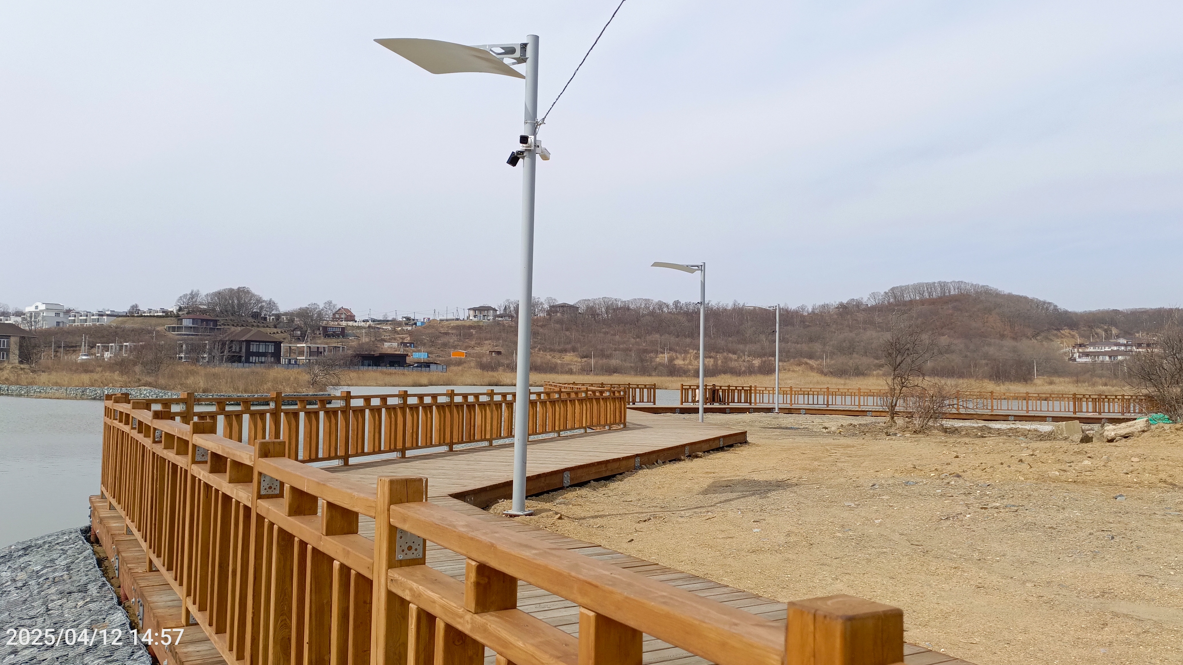 Золотари, пляж, 12.04.2025