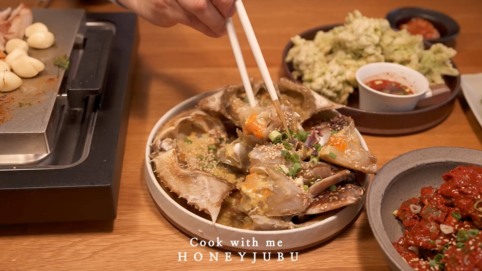 Honeyjubu Усердная домашняя кулинарная рутина  Стол, полный весеннего бриза