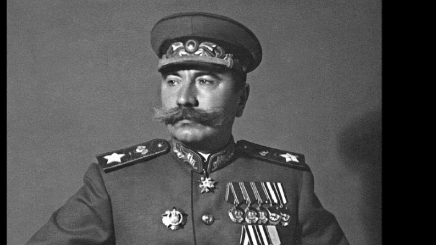 Маршал Советского Союза Будённый.